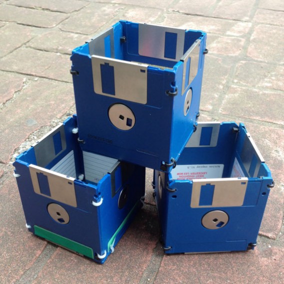 7 creative things you can do with your old floppy disks - Softonic