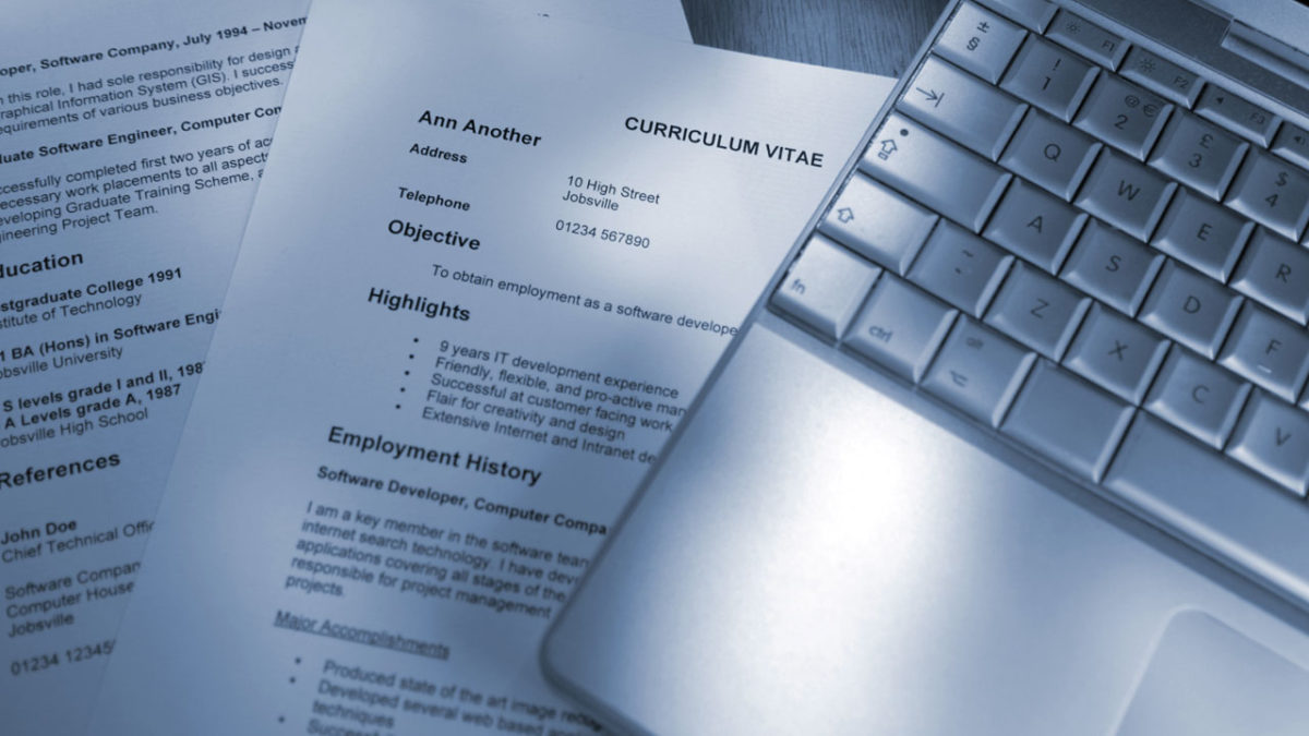 How to Create the Perfect CV to Land a Job - Softonic