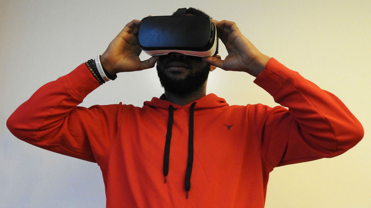 5 affordable virtual reality products that you’ll love - Softonic